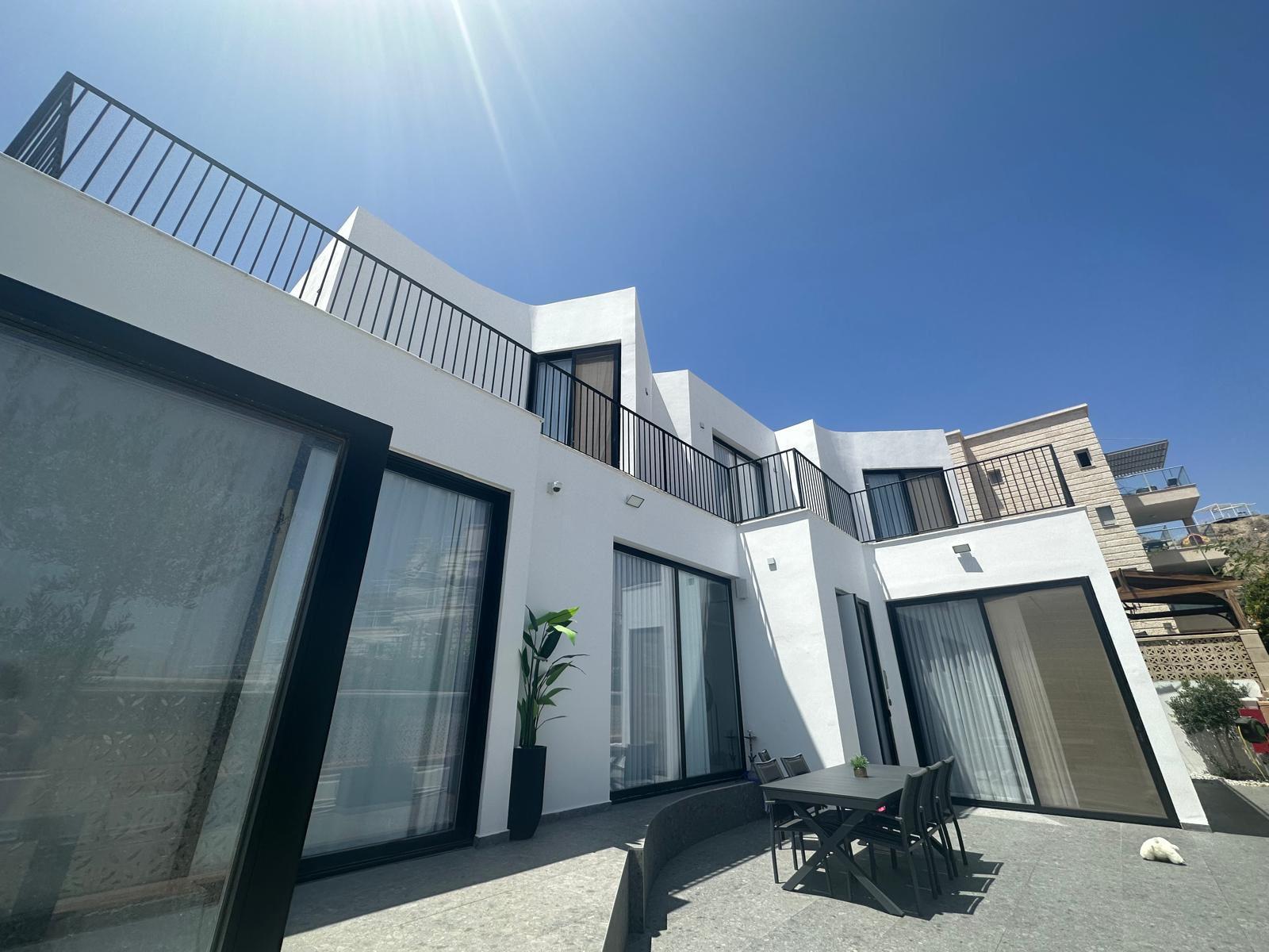 Vision Aluminum and Glass at Plantation - Vision Aluminum Glass